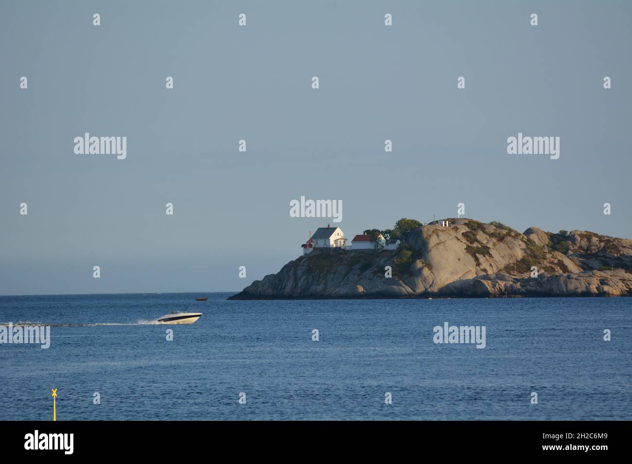 Cozy lodge hi-res stock photography and images - Alamy