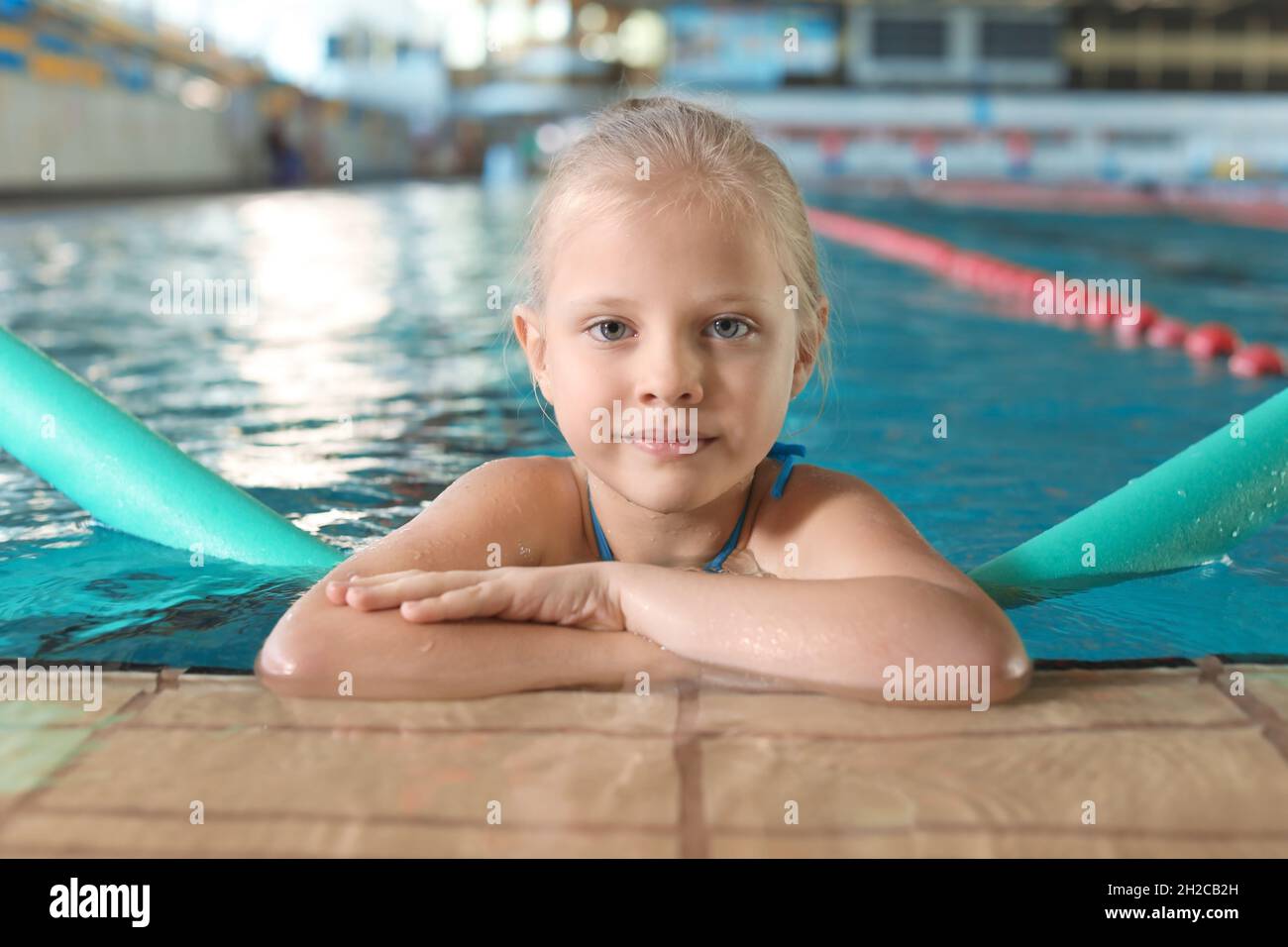 Water aerobics noodle hi-res stock photography and images - Alamy