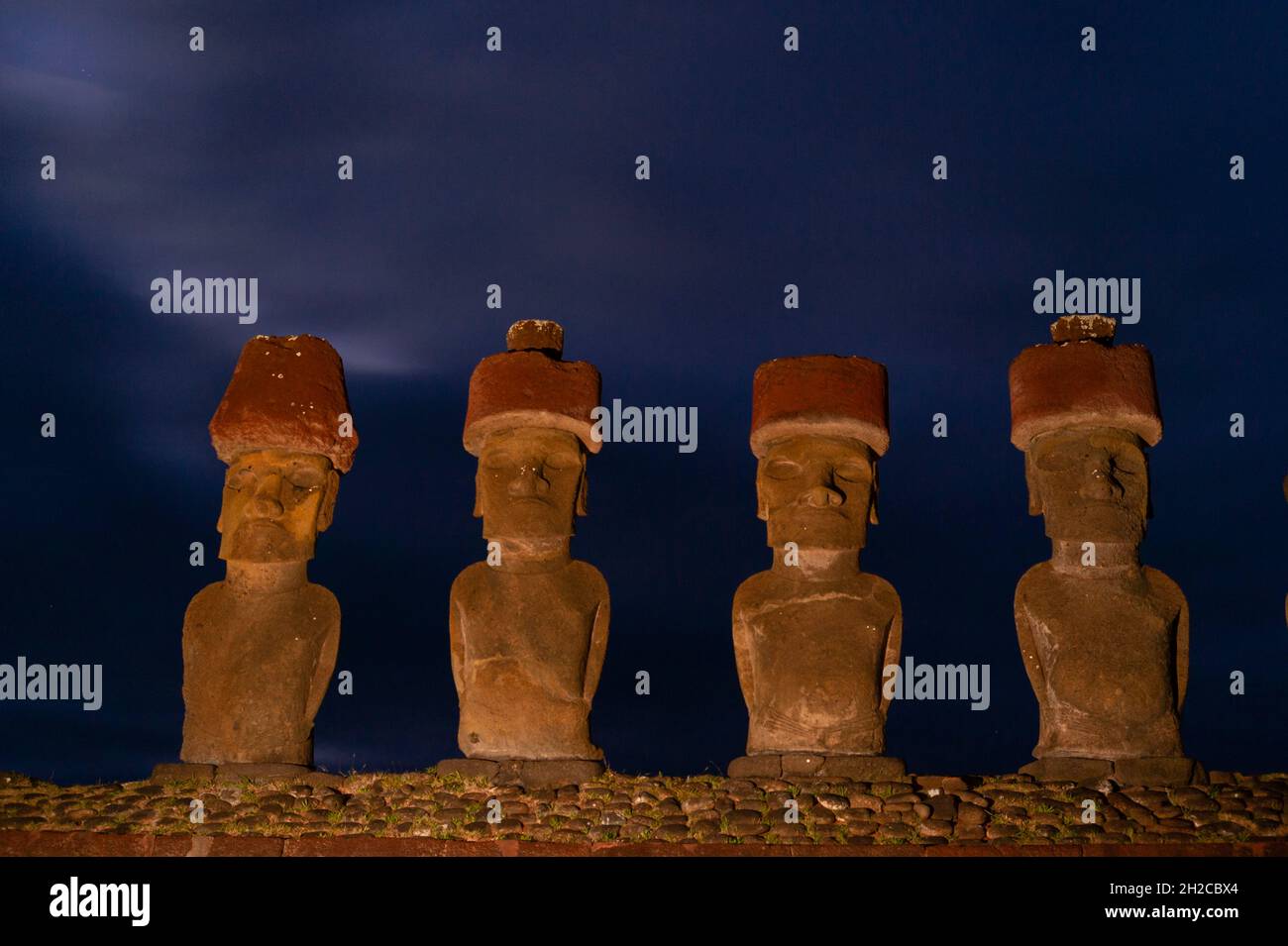 A view of the Moai of Anakena at night. Rapa Nui, Easter island Chile ...