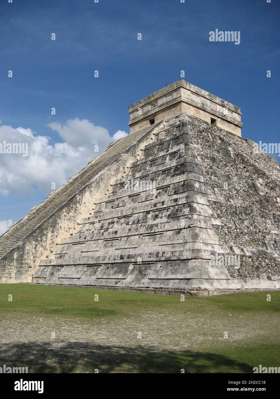 Pyramids in Chichen Itza Mexico Stock Photo - Alamy