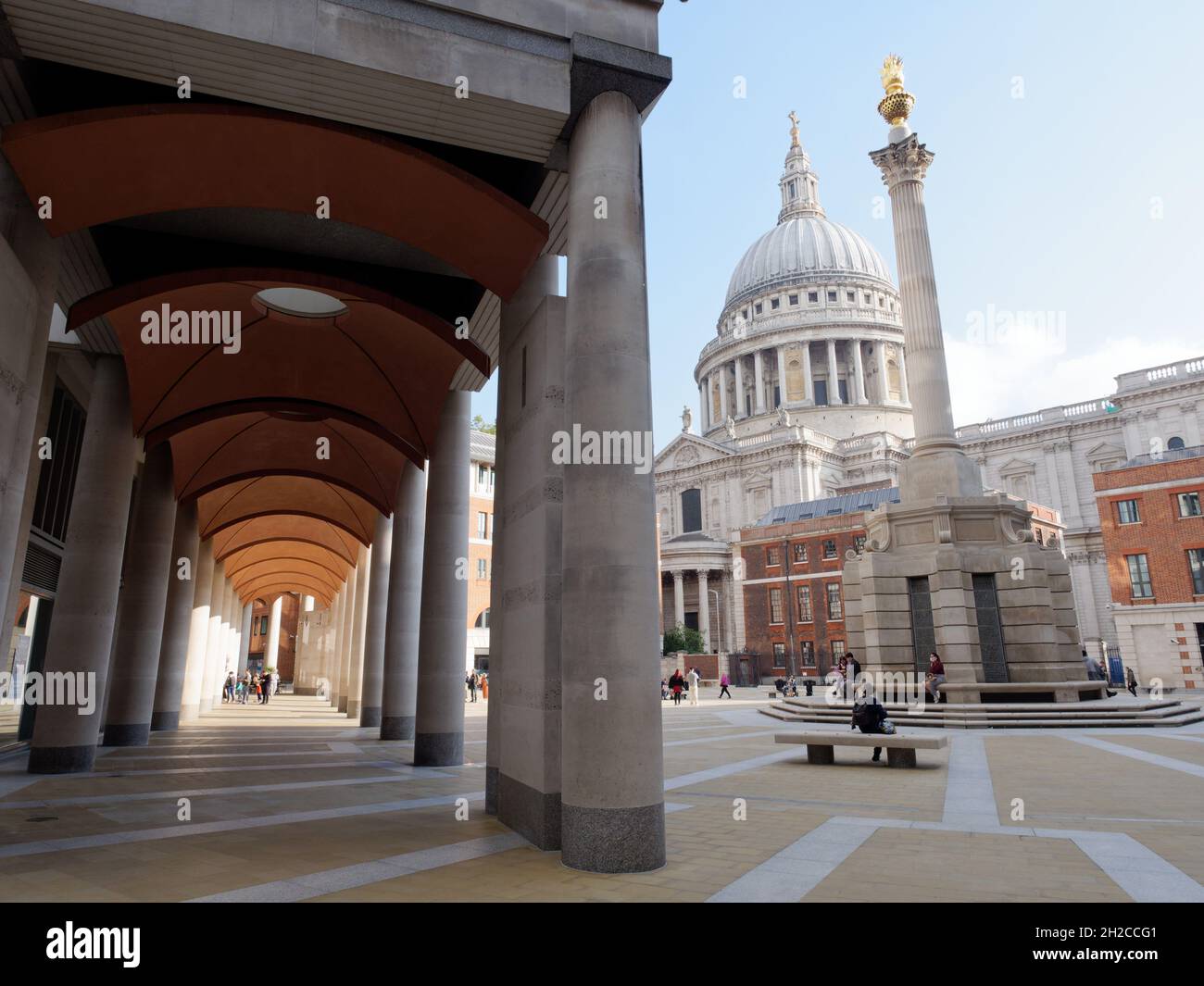 Paternoster square st pauls hi-res stock photography and images - Alamy