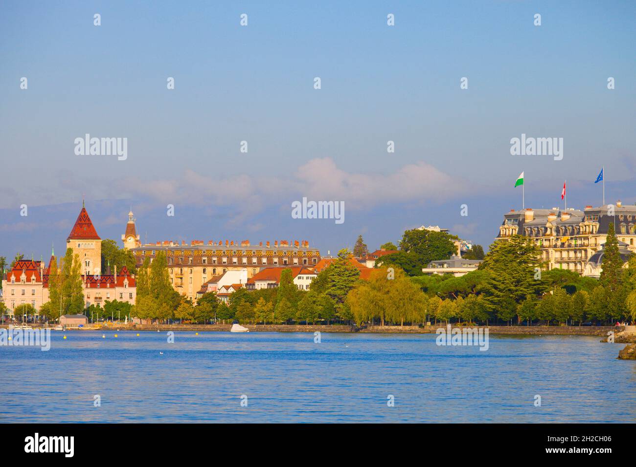 Switzerland, Vaud, Lausanne, Ouchy, Lake Geneva, lakeshore, panorama ...