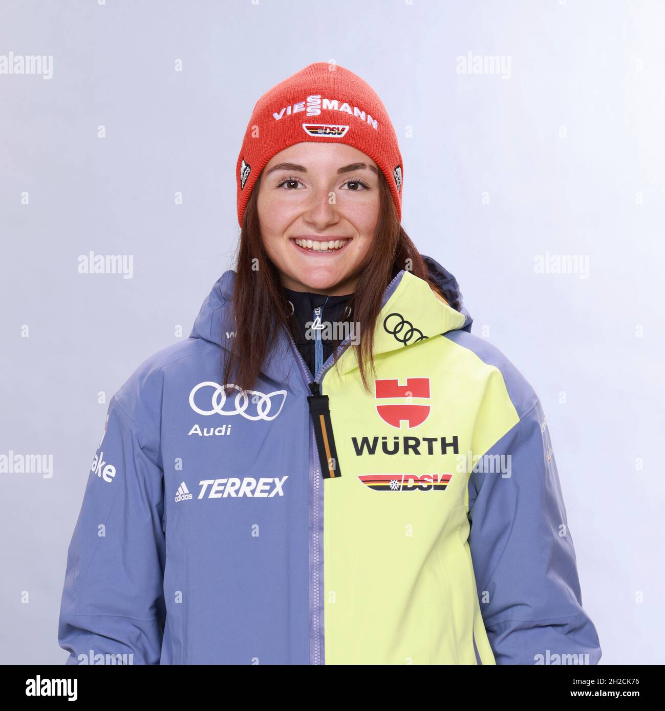 Natalie KELLER, single image, trimmed single motif, portrait, portrait ...