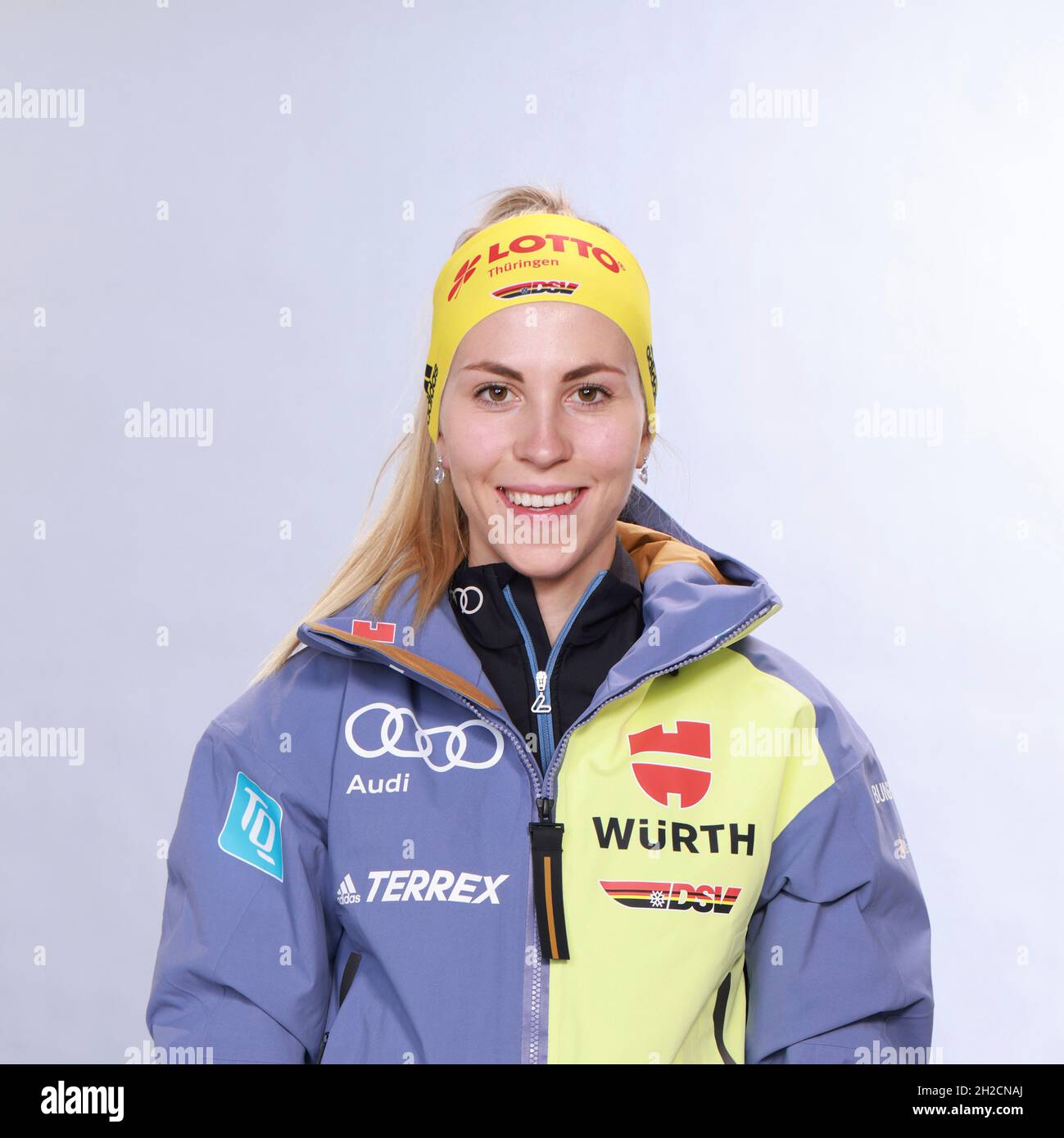 Lisa LOHMANN, single image, trimmed single motif, portrait, portrait ...