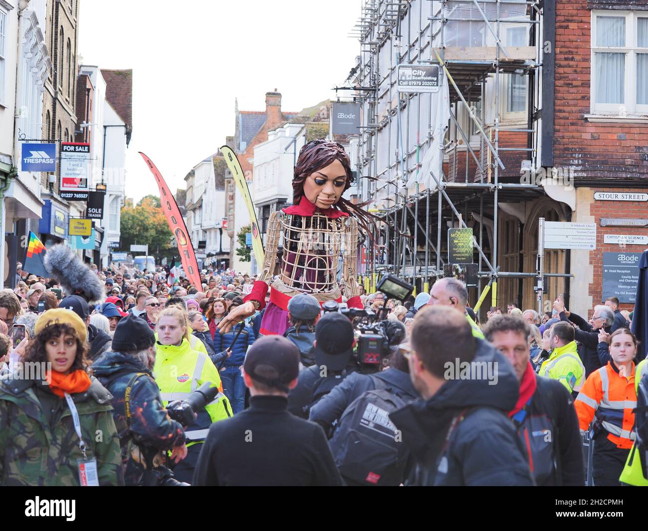 Canterbury, Kent, UK. 21st Oct, 2021. Photos of the Little Amal refugee ...