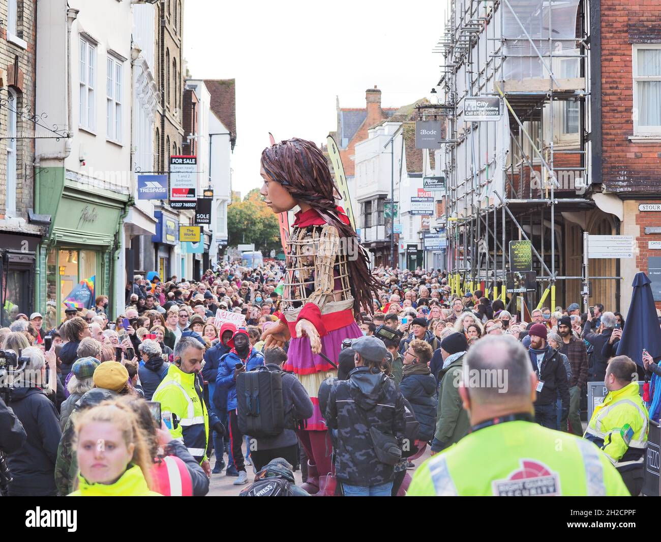 Canterbury, Kent, UK. 21st Oct, 2021. Photos of the Little Amal refugee ...