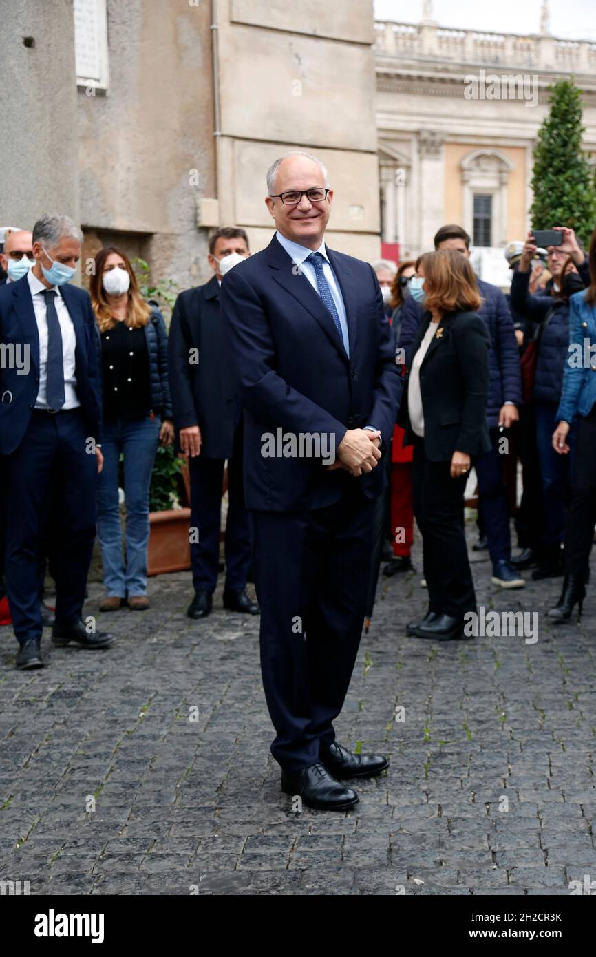 Rome, Italy. 21st Oct, 2021. The newly elected mayor of Rome Roberto ...