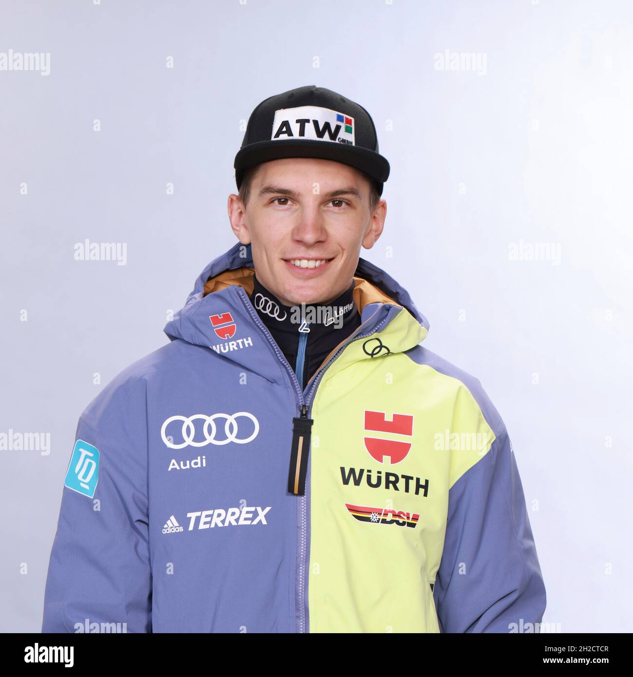 Justin MOCZARSKI, single image, cropped single motif, portrait ...