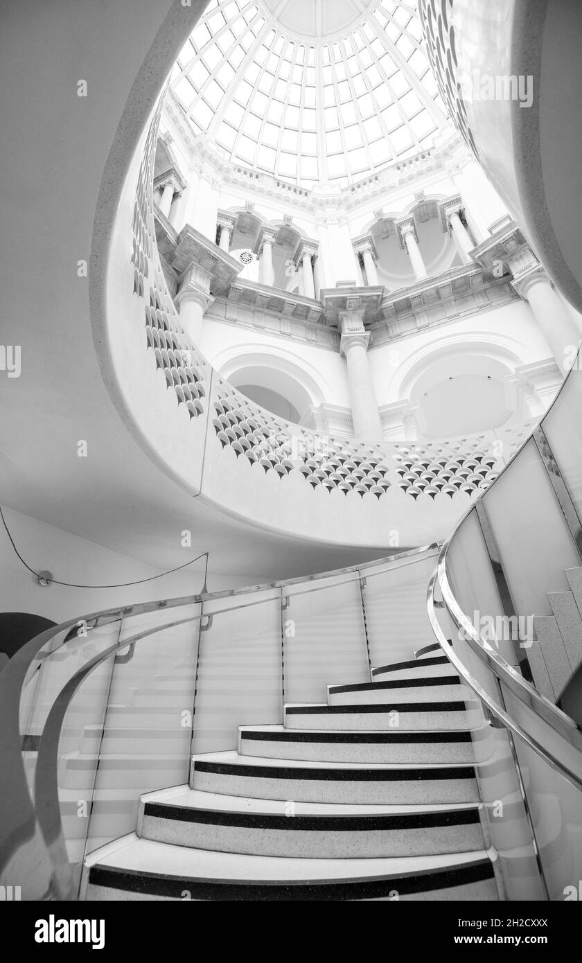 Britain 2021 Black and White Stock Photos & Images - Alamy