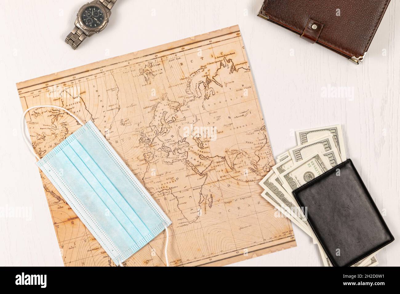 Medical mask world map hi-res stock photography and images - Alamy