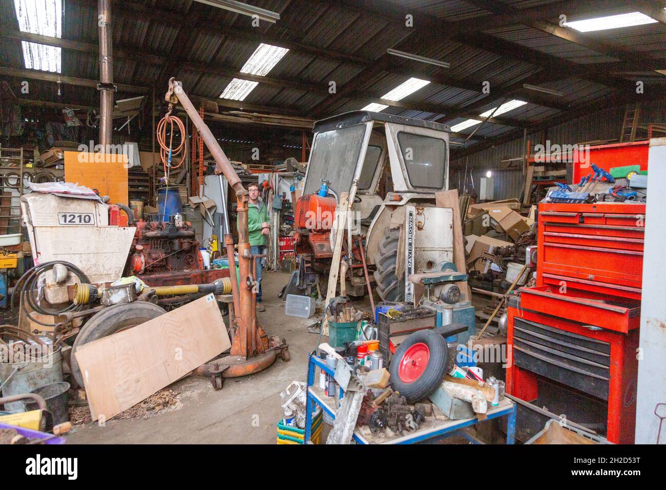 The repair shop barn hi-res stock photography and images - Alamy