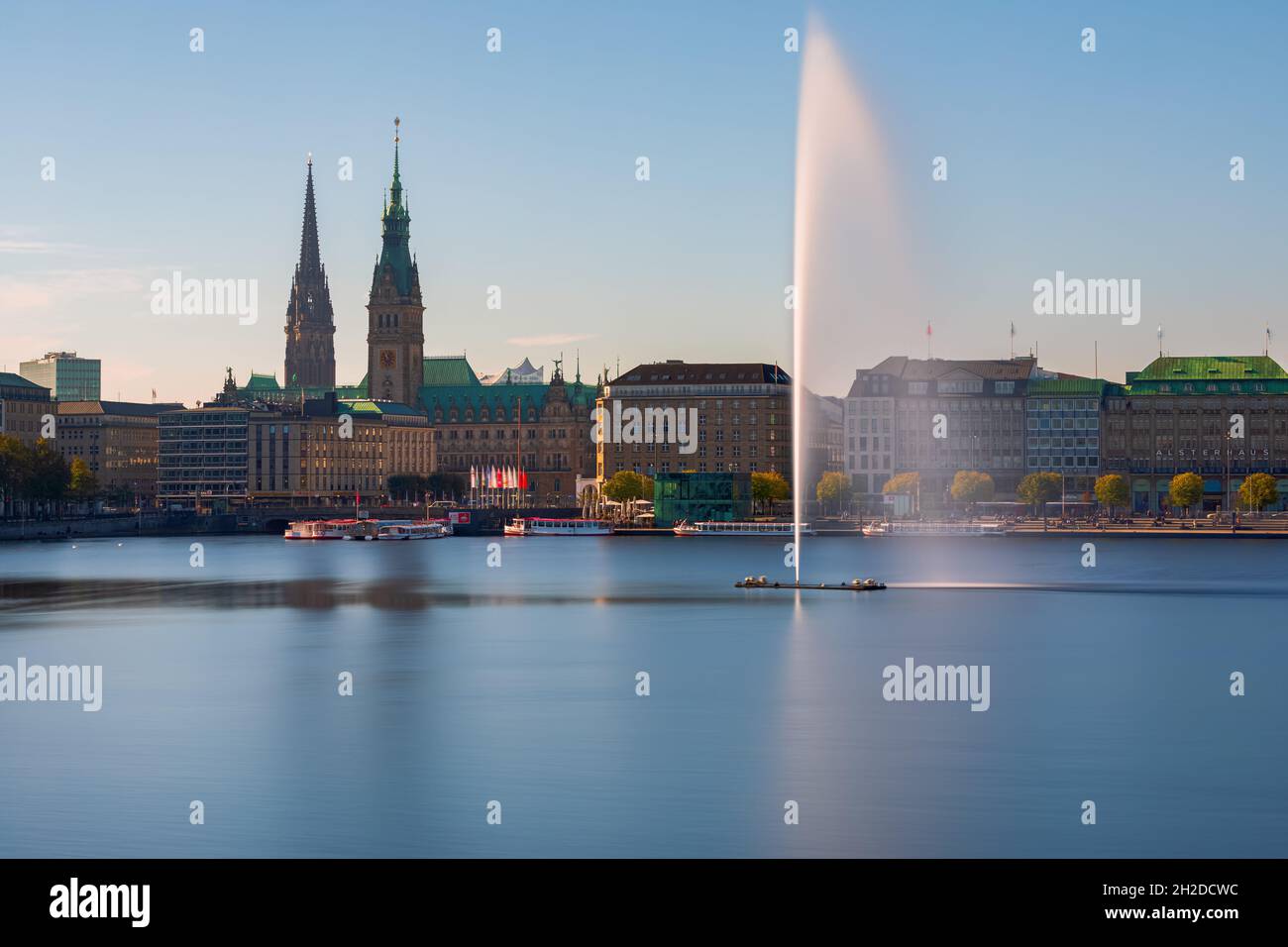 Hamburg alster lakes hi-res stock photography and images - Alamy