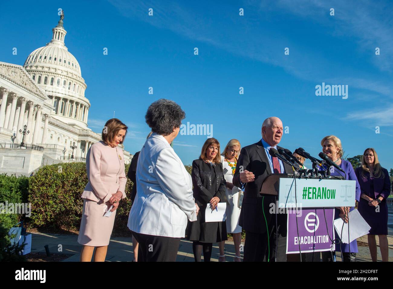 Senator ben cardin hi-res stock photography and images - Alamy