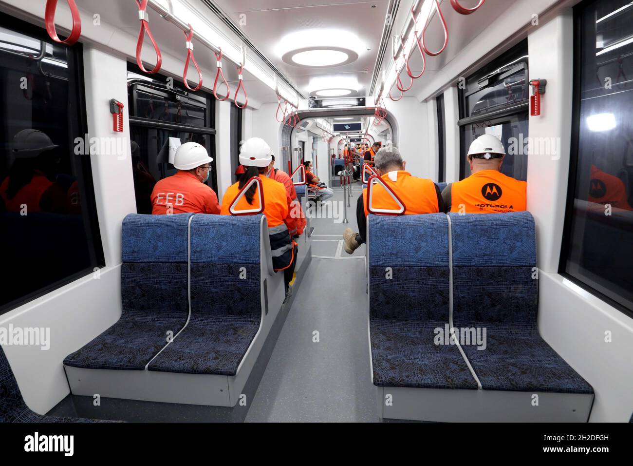 (211021) -- TEL AVIV, Oct. 21, 2021 (Xinhua) -- Photo taken on Oct. 20 ...