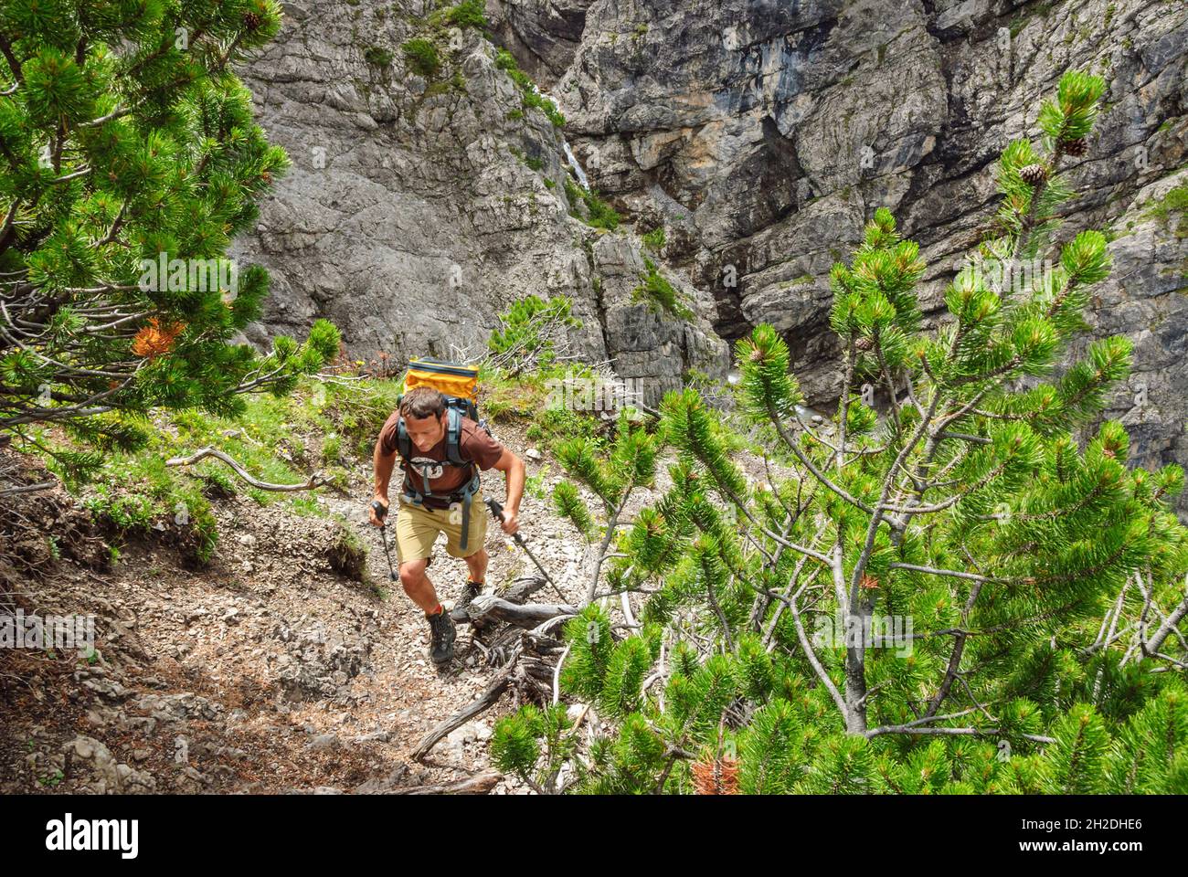 Hiking in tirol hi-res stock photography and images - Alamy