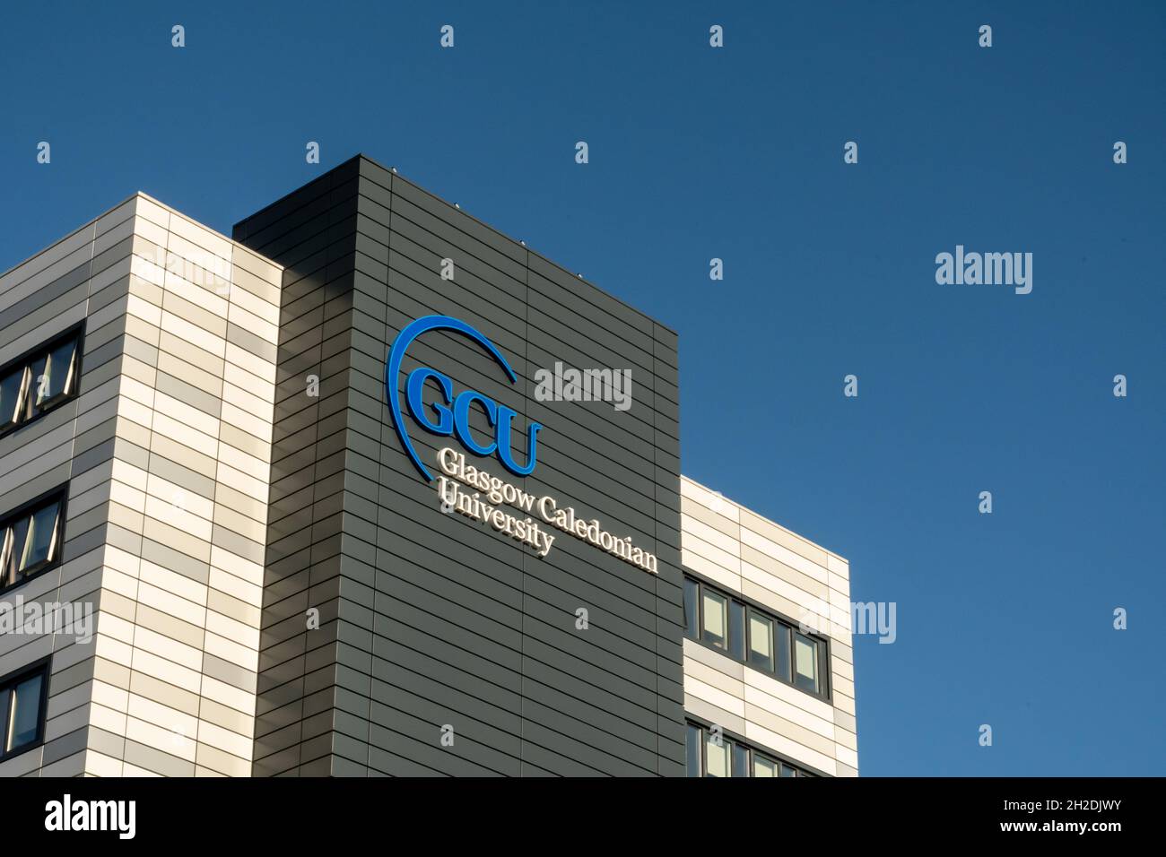 Glasgow Caledonian University Logo