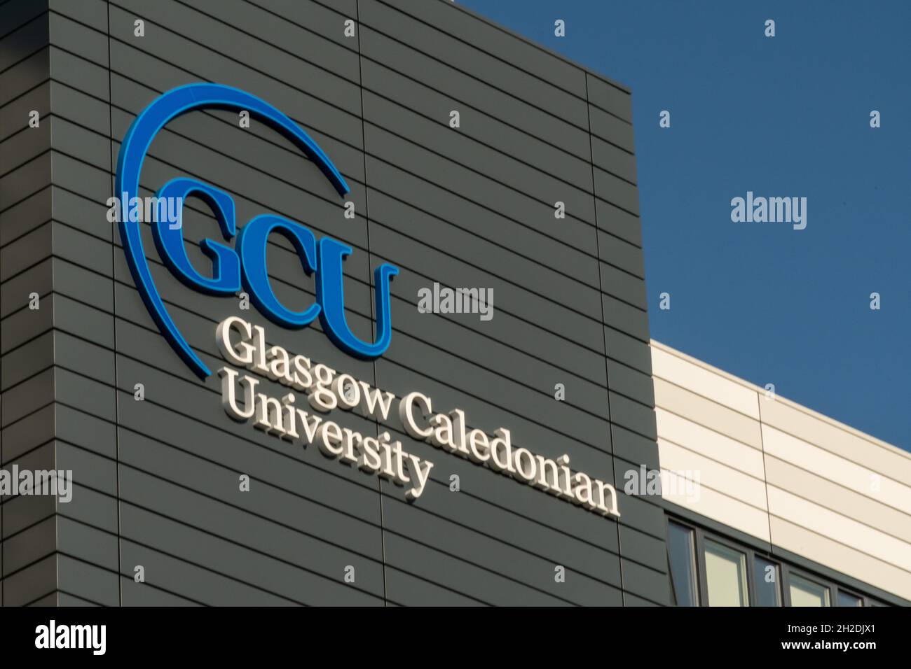 Glasgow Caledonian University Logo