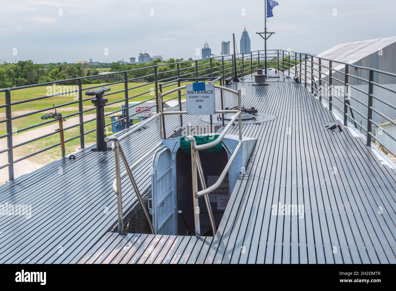 Uss alabama submarine hi-res stock photography and images - Alamy
