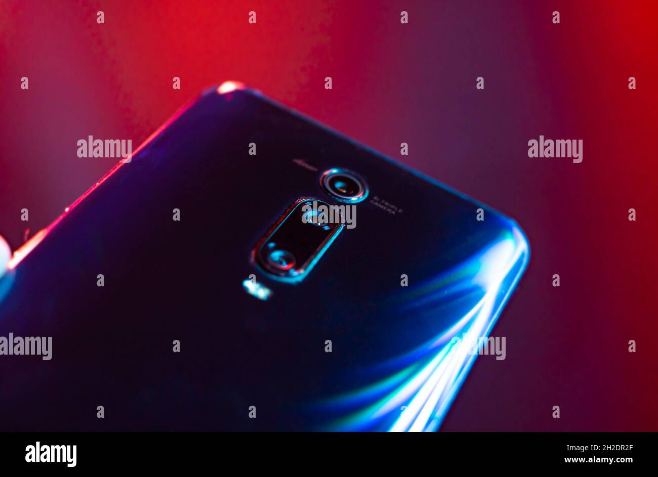 Iphone camera damage hi-res stock photography and images - Alamy