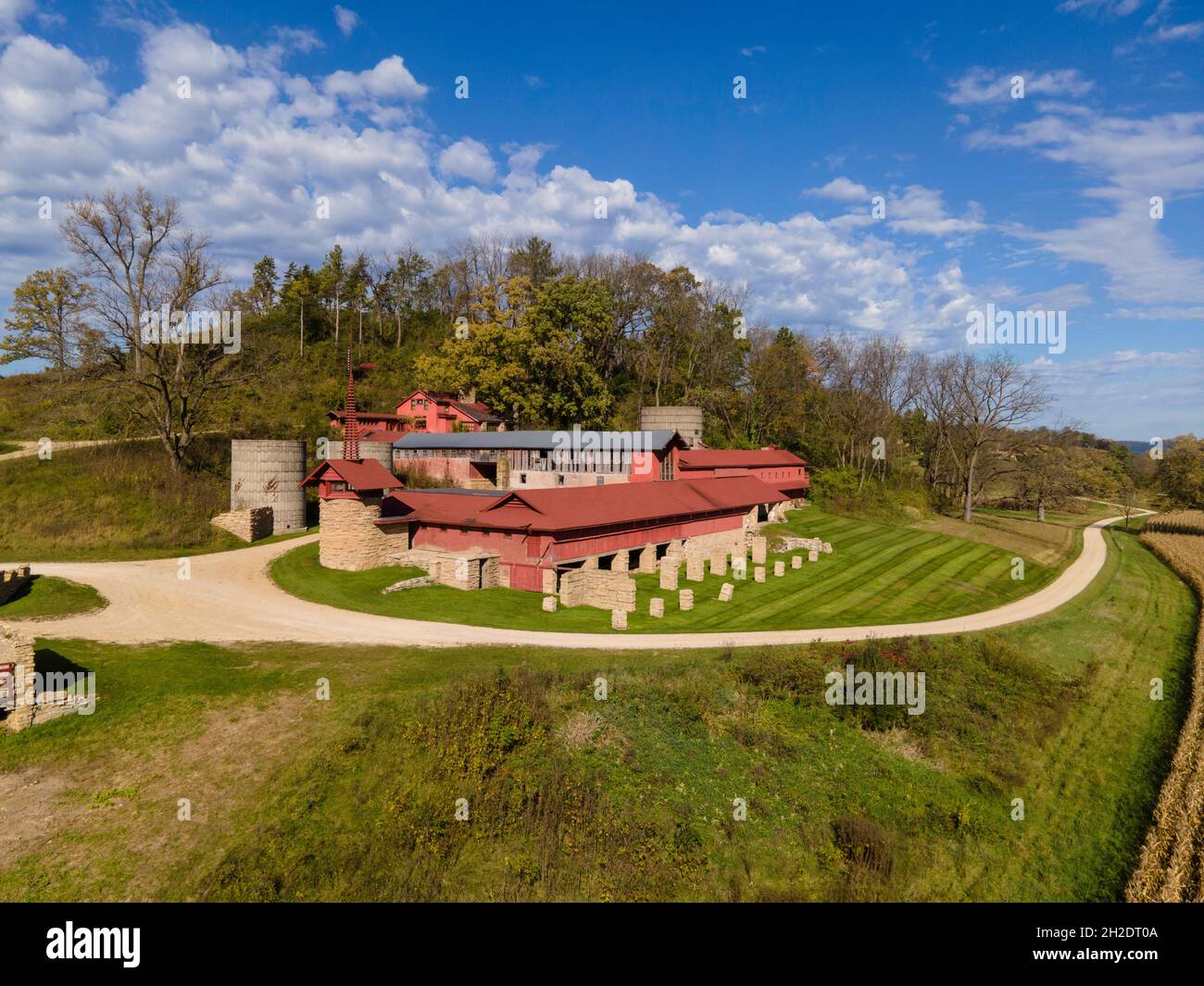 Photograph of Frank Lloyd Wright's Taliesin Farm, where architecture ...