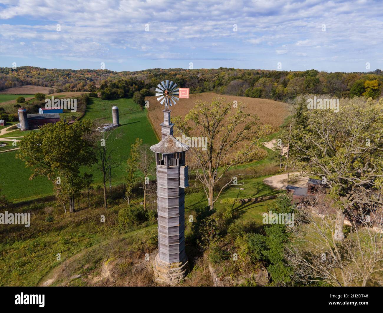 Photograph of Frank Lloyd Wright's Taliesin Farm, where architecture ...