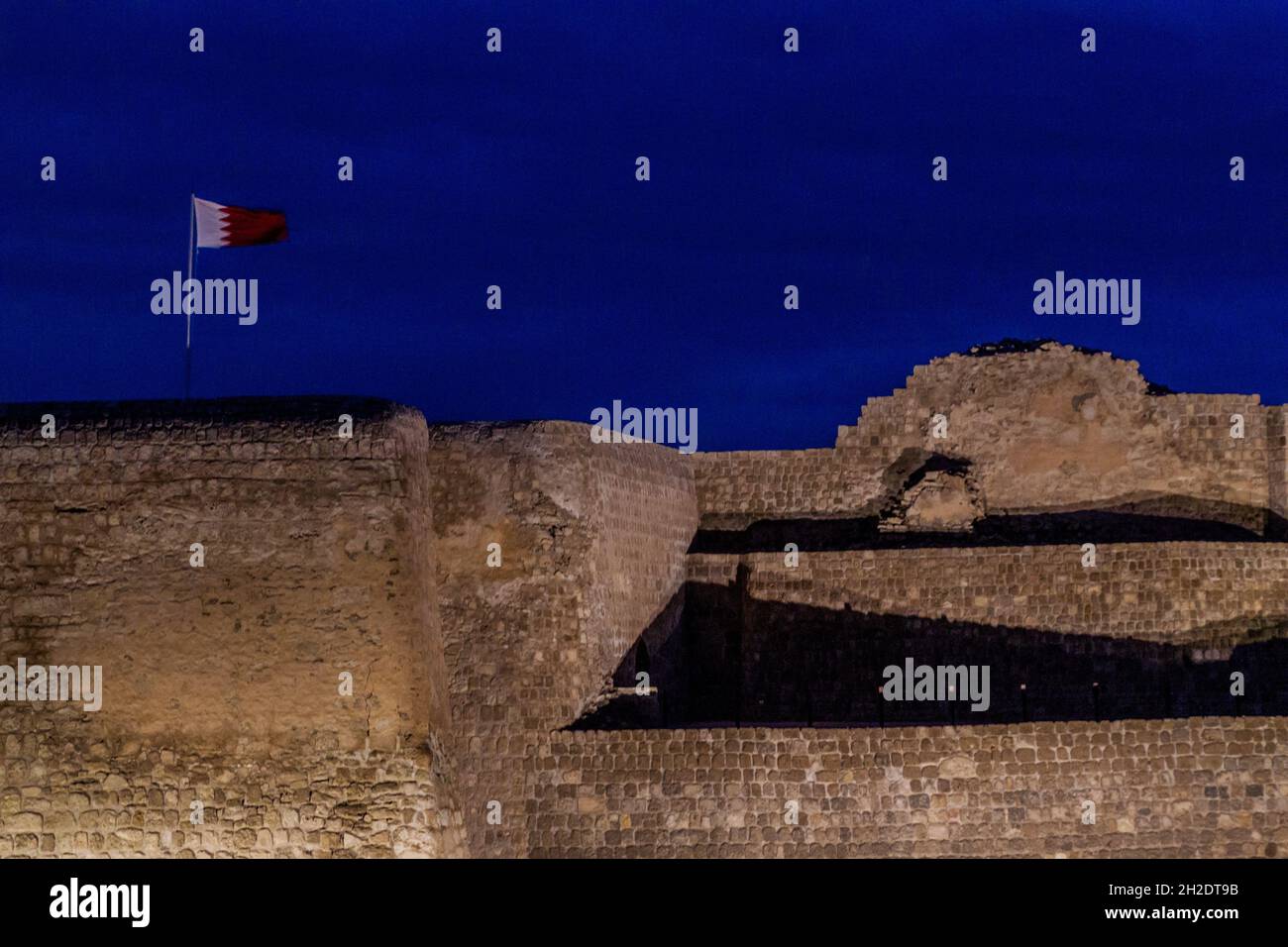 Walls of Bahrain Fort Qalat al-Bahrain in Bahrain Stock Photo - Alamy