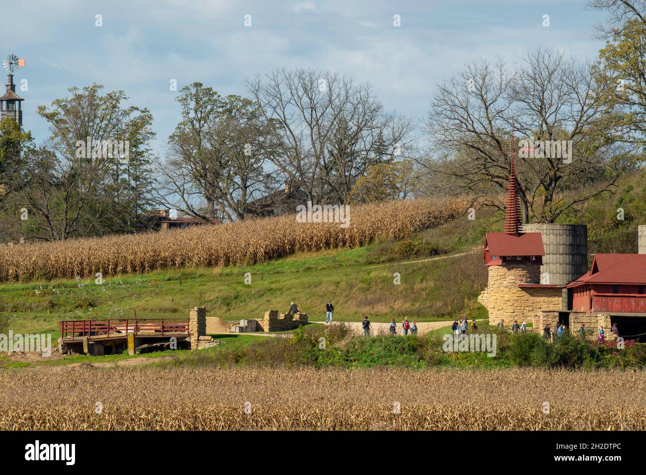 Photograph of Frank Lloyd Wright's Taliesin Farm, where architecture ...