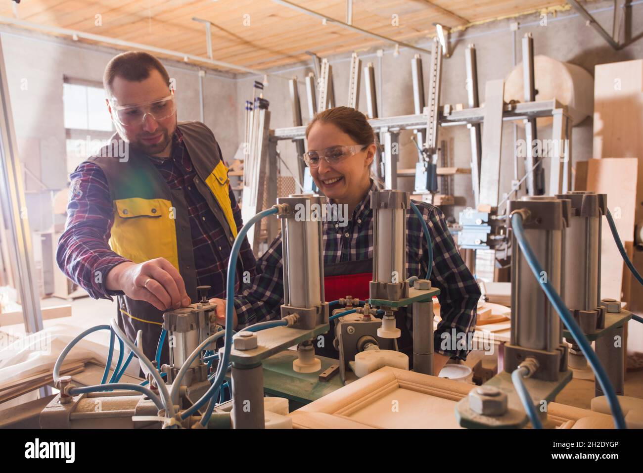 Construction apprentice machinery hi-res stock photography and images ...