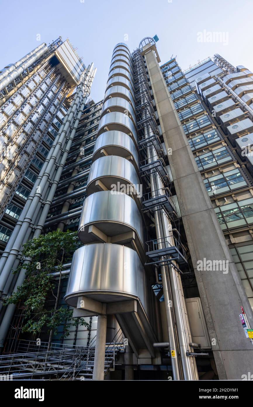 Lloyd's Building in Lime Street, City of London, insurance industry in ...