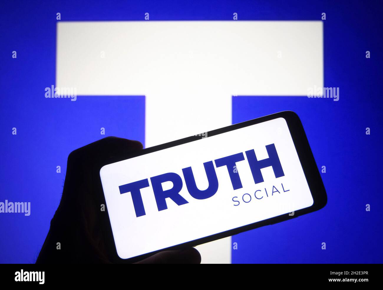 Truth social logo hi-res stock photography and images - Alamy