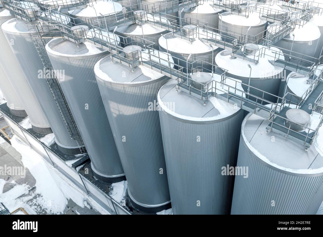 Silos for storing wheat and other grain crops Stock Photo - Alamy