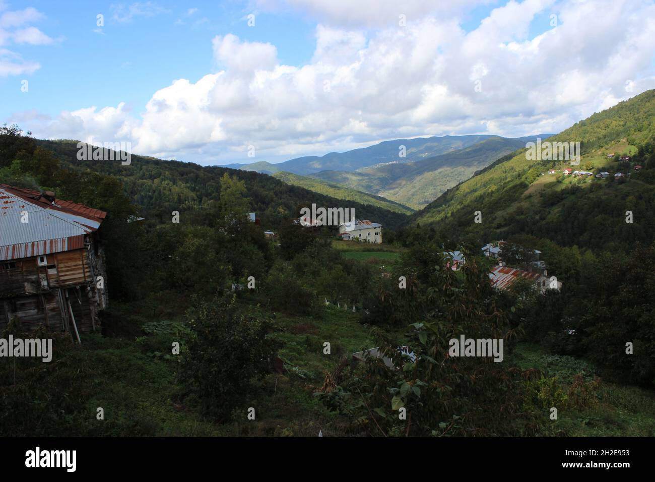 Wooden houses village hi-res stock photography and images - Alamy
