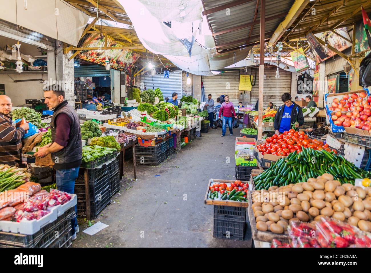 AMMAN, JORDAN - MARCH 31, 2017: Fruit and vegetable market in Amman ...