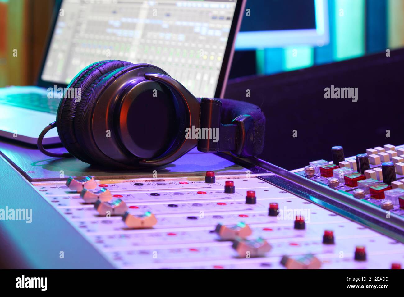 Studio control desk hi-res stock photography and images - Alamy