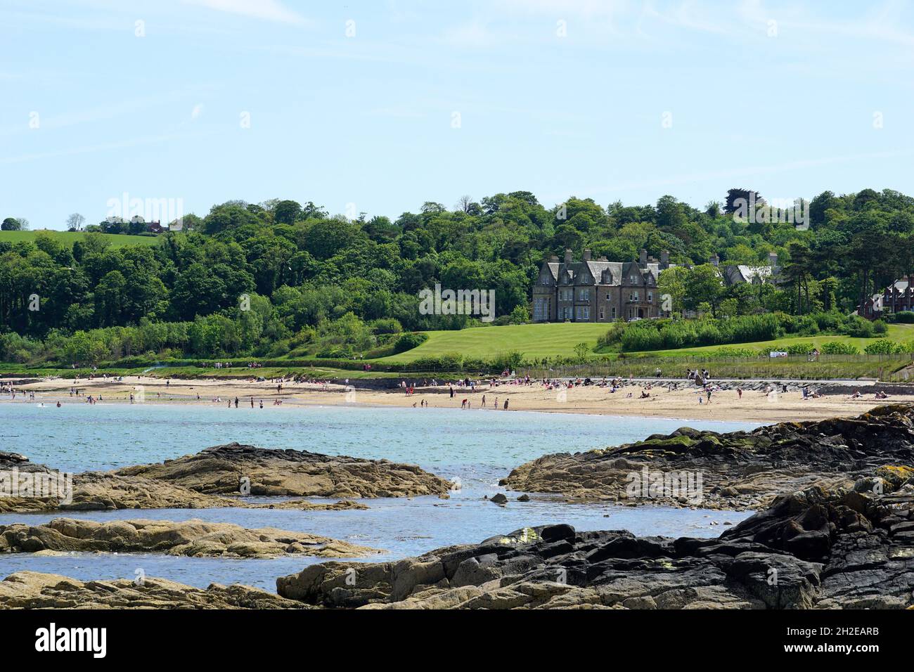 Crawfordsburn country park beach hi-res stock photography and images ...