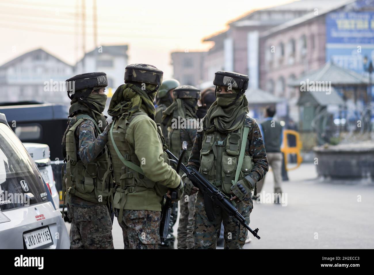 Frisking machine hi-res stock photography and images - Alamy