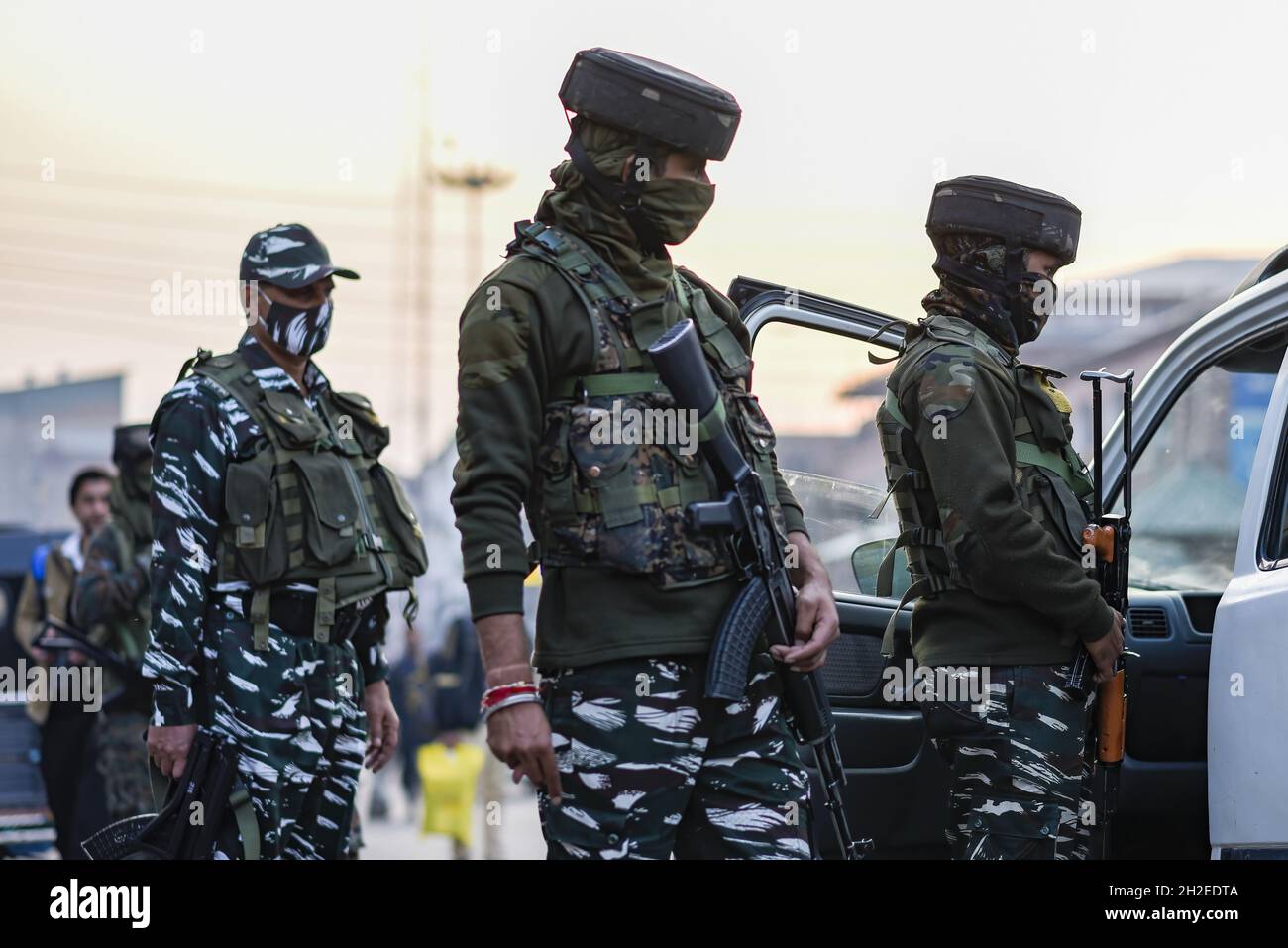 Frisking machine hi-res stock photography and images - Alamy