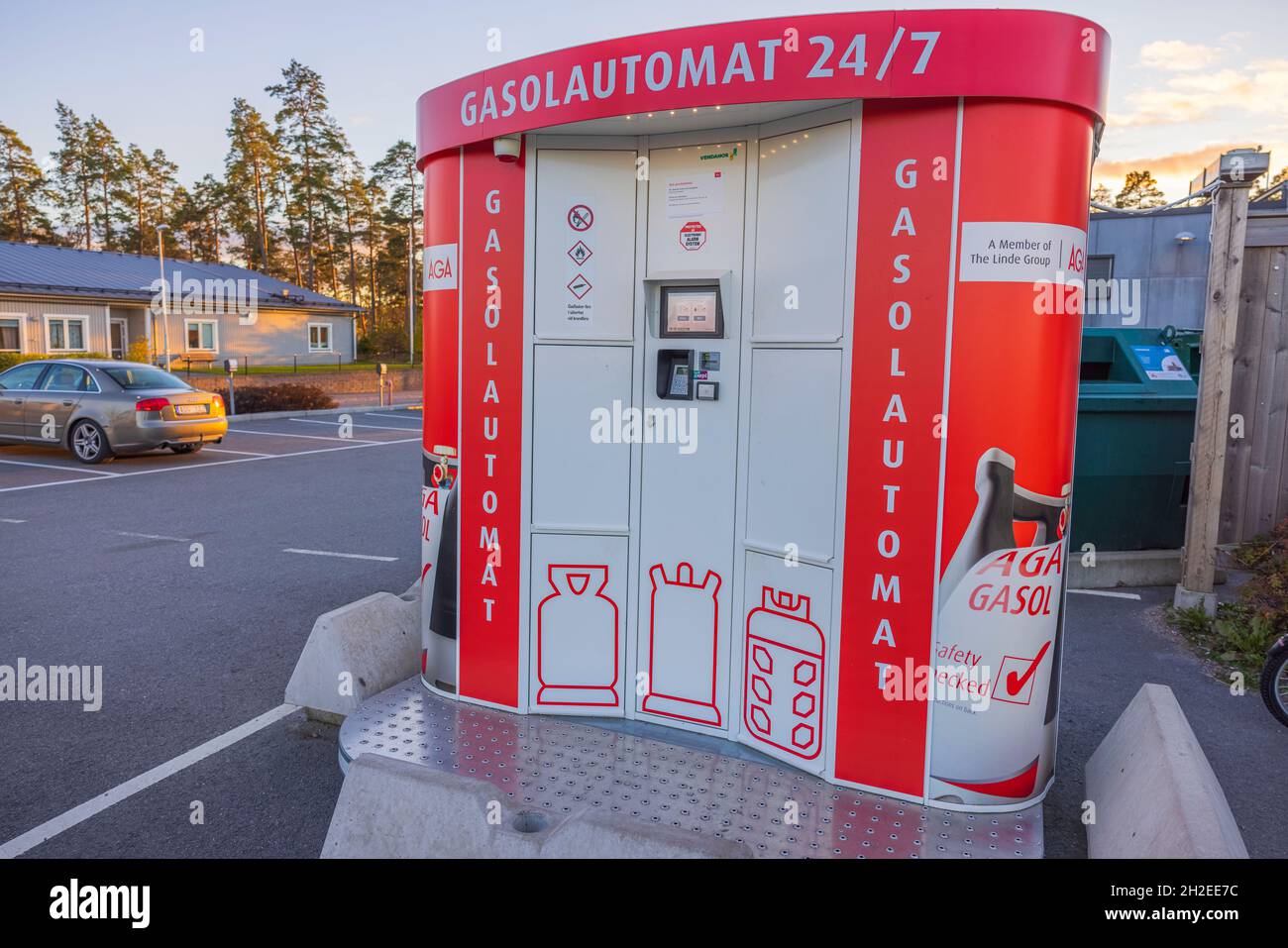 Gasol automat hi-res stock photography and images - Alamy