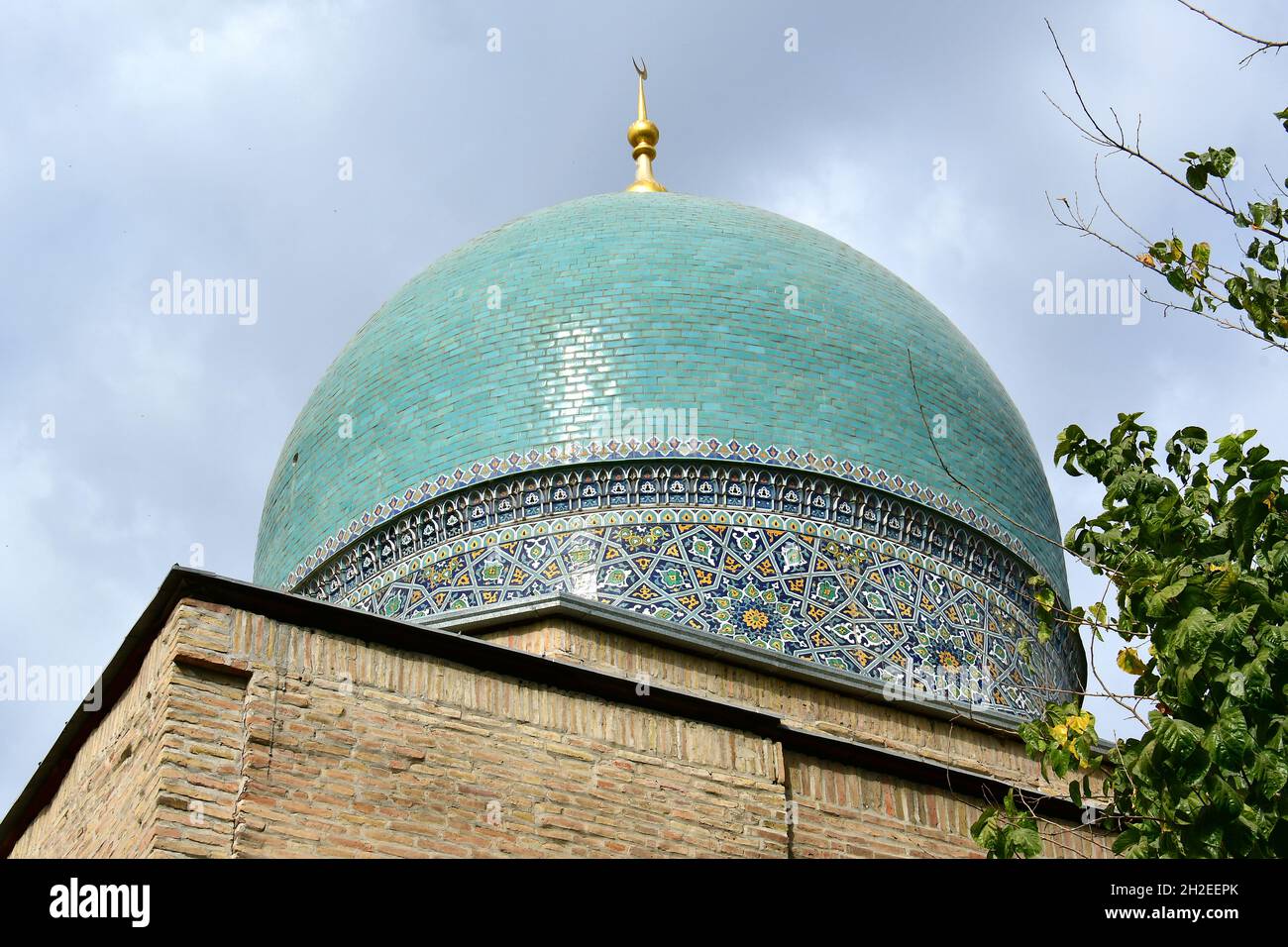 Abu Bakr Kaffal Shashi mausoleum, Tashkent, Uzbekistan, Central Asia ...