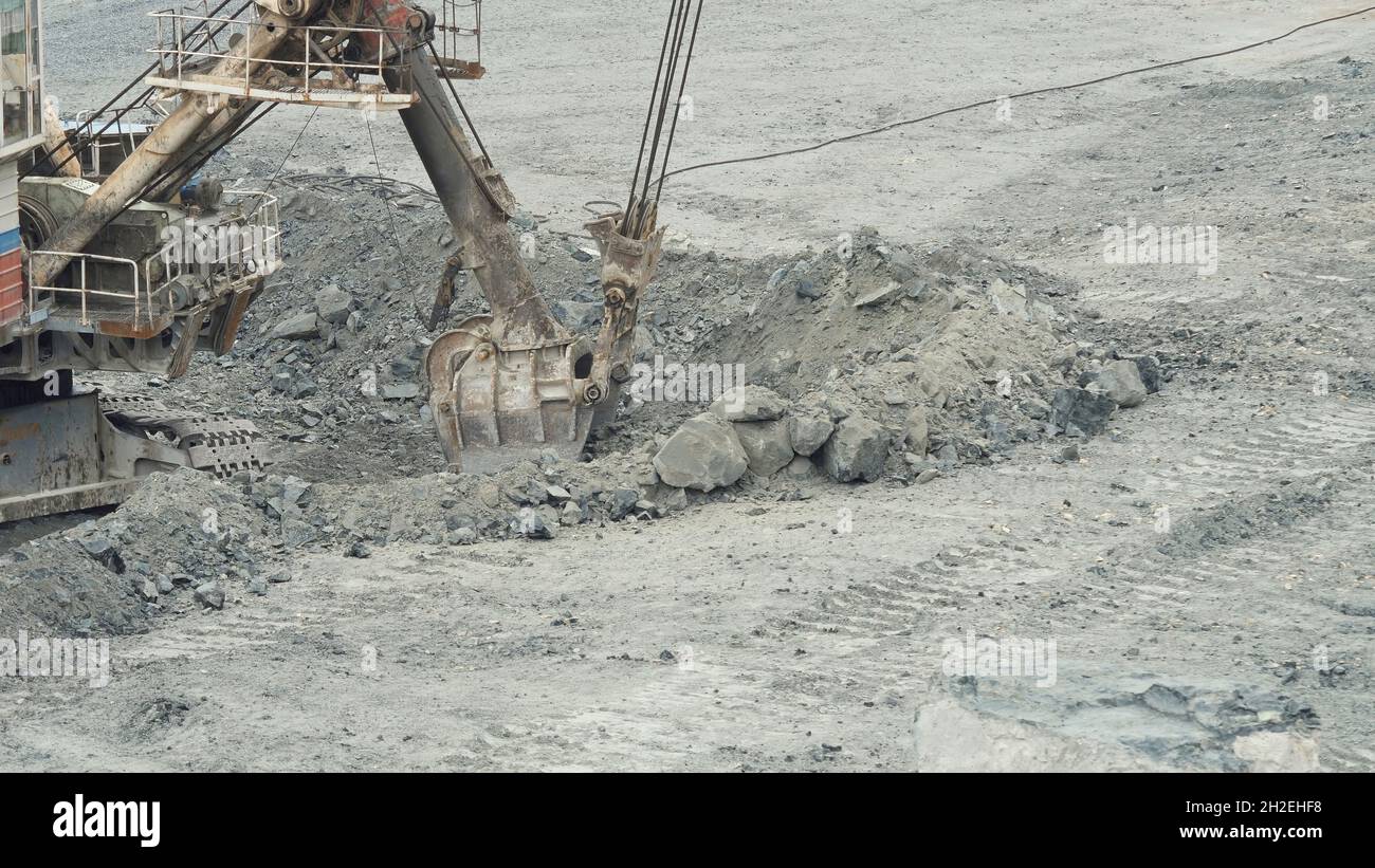 Iron ore opencast mining close hi-res stock photography and images - Alamy