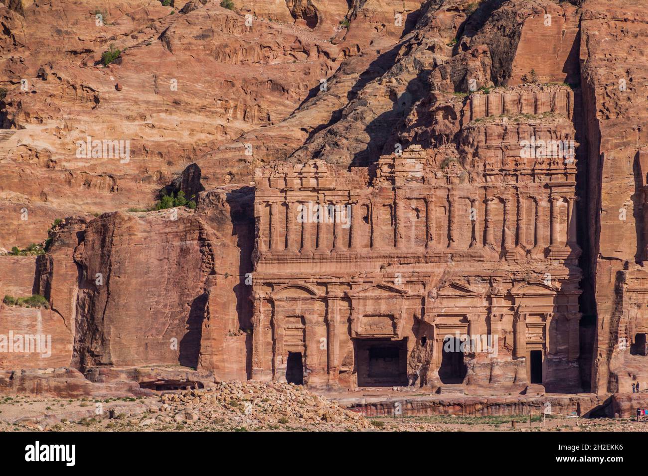 Palace tomb in the ancient city Petra, Jordan Stock Photo - Alamy