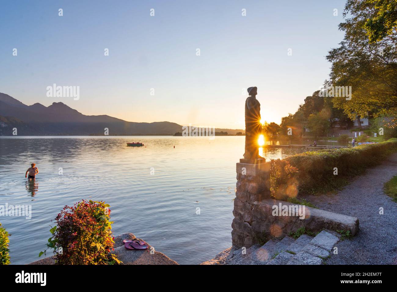 Kochel am See: Kochelsee (Lake Kochel), sunset, Fisherman statue, bather in Oberbayern, Upper ...