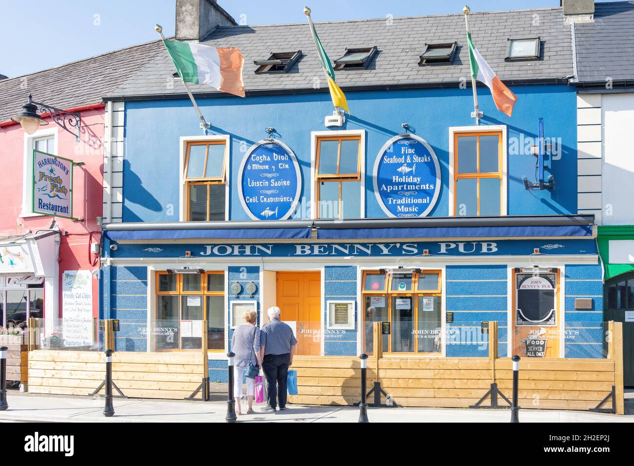 Dingle bars hi-res stock photography and images - Alamy