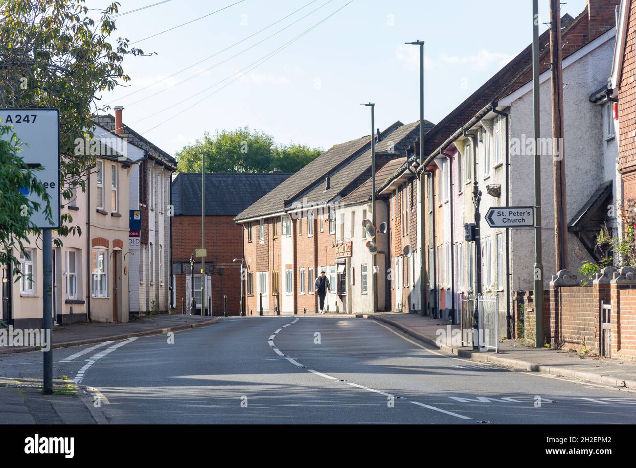 High street woking hi-res stock photography and images - Alamy