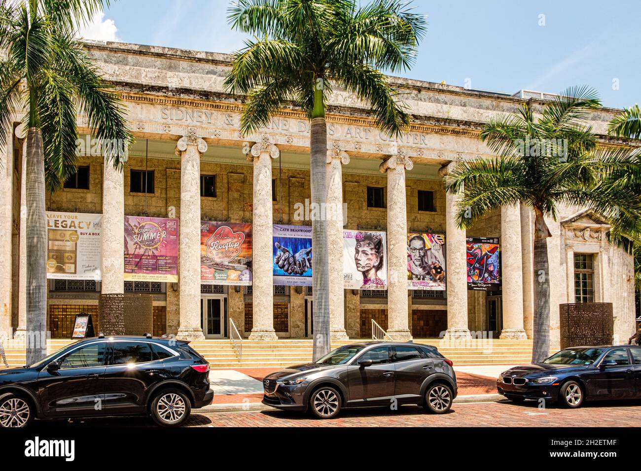 George whitehurst federal building hi-res stock photography and images ...