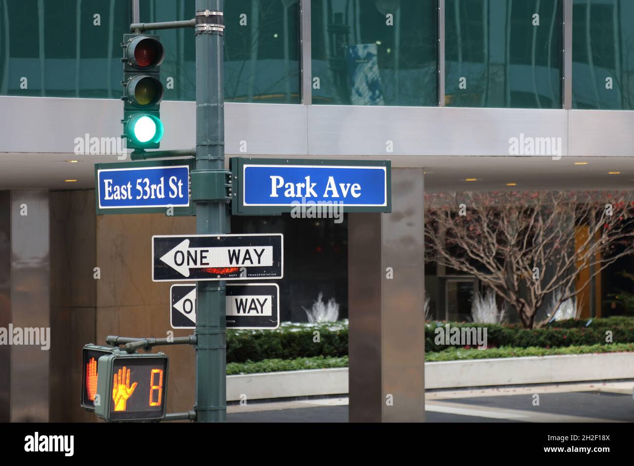 New York - Straßenschild / New York - Road sign Stock Photo - Alamy