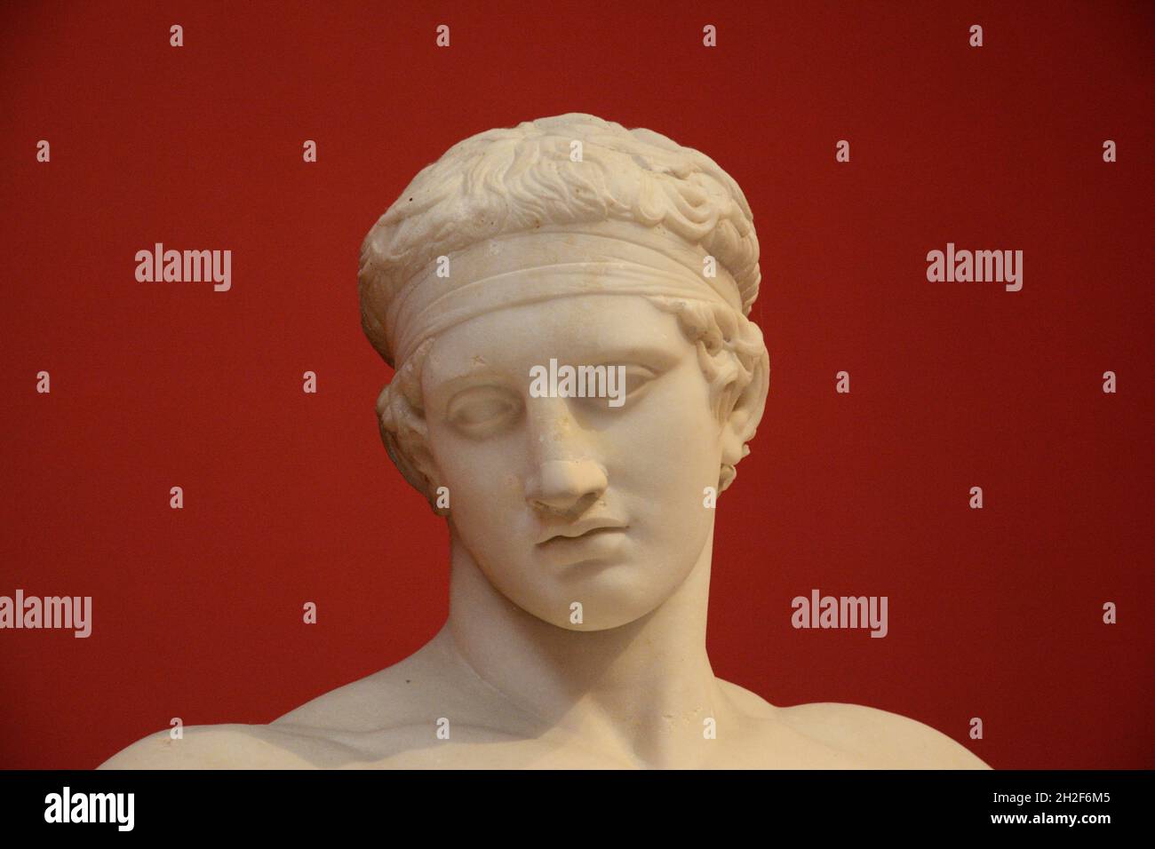 Statue athens hi-res stock photography and images - Alamy