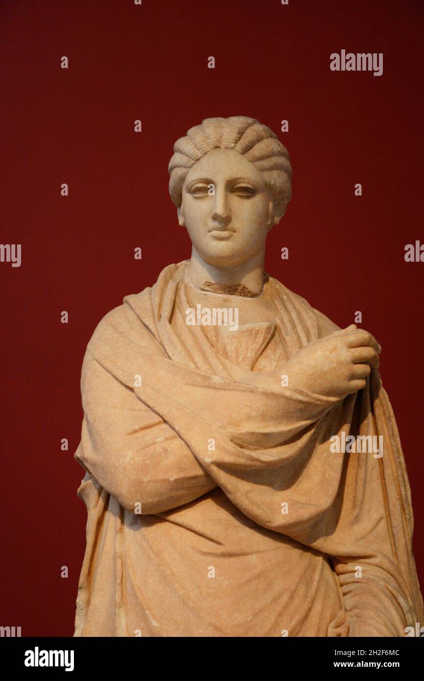 Statue athens hi-res stock photography and images - Alamy