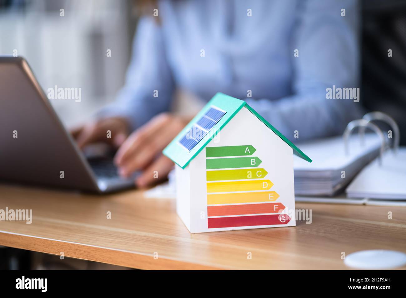 House Energy Audit. Advisor Rating Efficient Home Stock Photo - Alamy