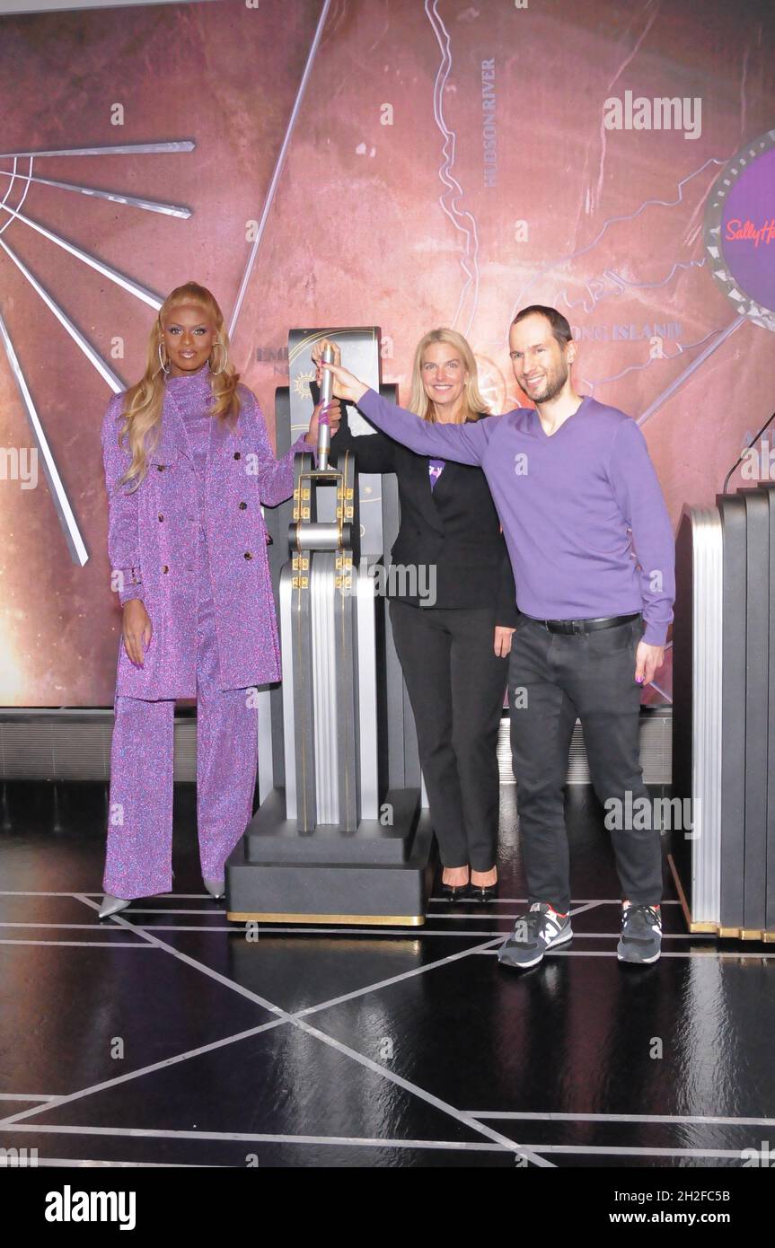 New York, United States. 21st Oct, 2021. Symone, Sarah Kate Ellis and ...